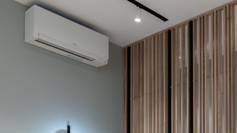 Raspberry PiでSwitchBotの人感センサーの値を取得！ | Core da Core 〜コレだコレ！〜